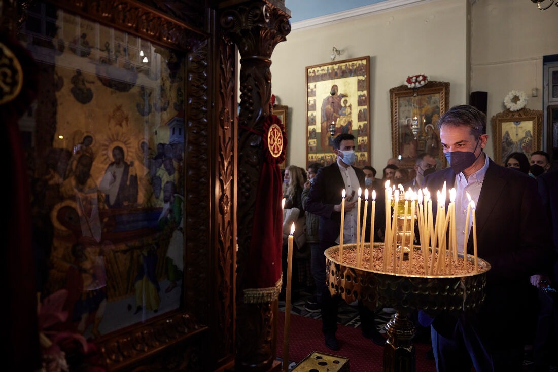 ΣΤΑ ΧΑΝΙΑ Ο ΕΛΛΗΝΑΣ ΠΡΩΘΥΠΟΥΡΓΟΣ ΓΙΑ ΤΗΝ ΑΚΟΛΟΥΘΙΑ ΤΟΥ EΠΙΤΑΦΙΟΥ ...