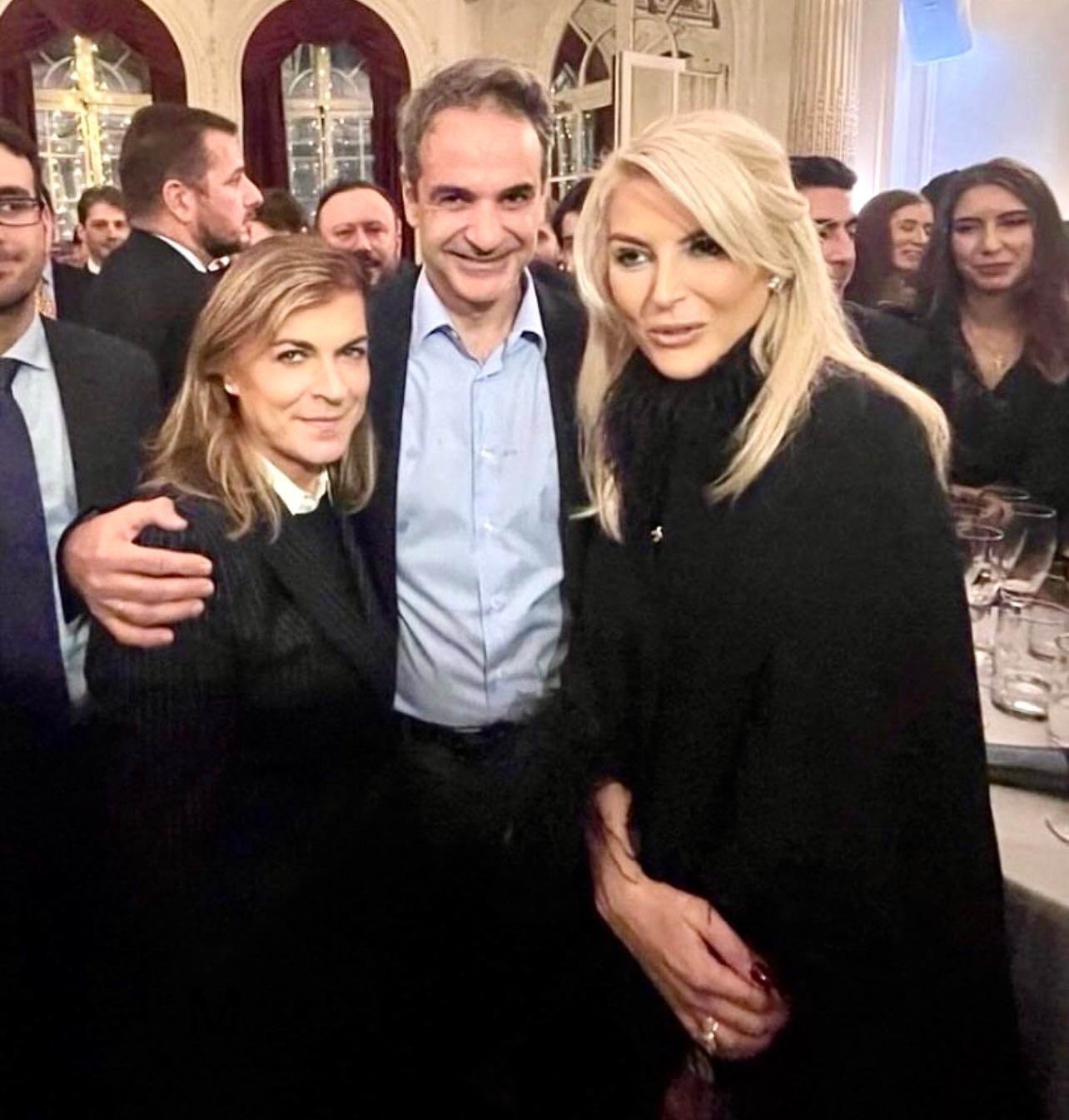 Λονδίνο: Συνάντηση του Έλληνα Πρωθυπουργού με μέλη της ΝΔ | Hellenic DΝΑ