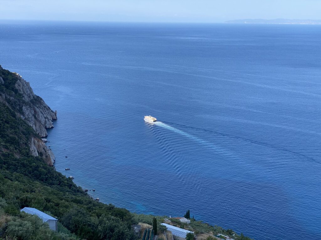 Ιούνιος. Καλό μήνα σε όλους! | Hellenic DΝΑ