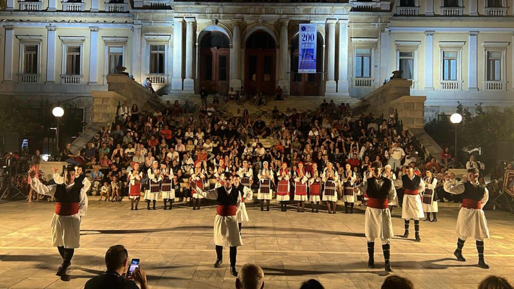 Το Hellenic DNA πάντα κοντά στον πολιτισμό, βρέθηκε στην Σύρο και στην ...